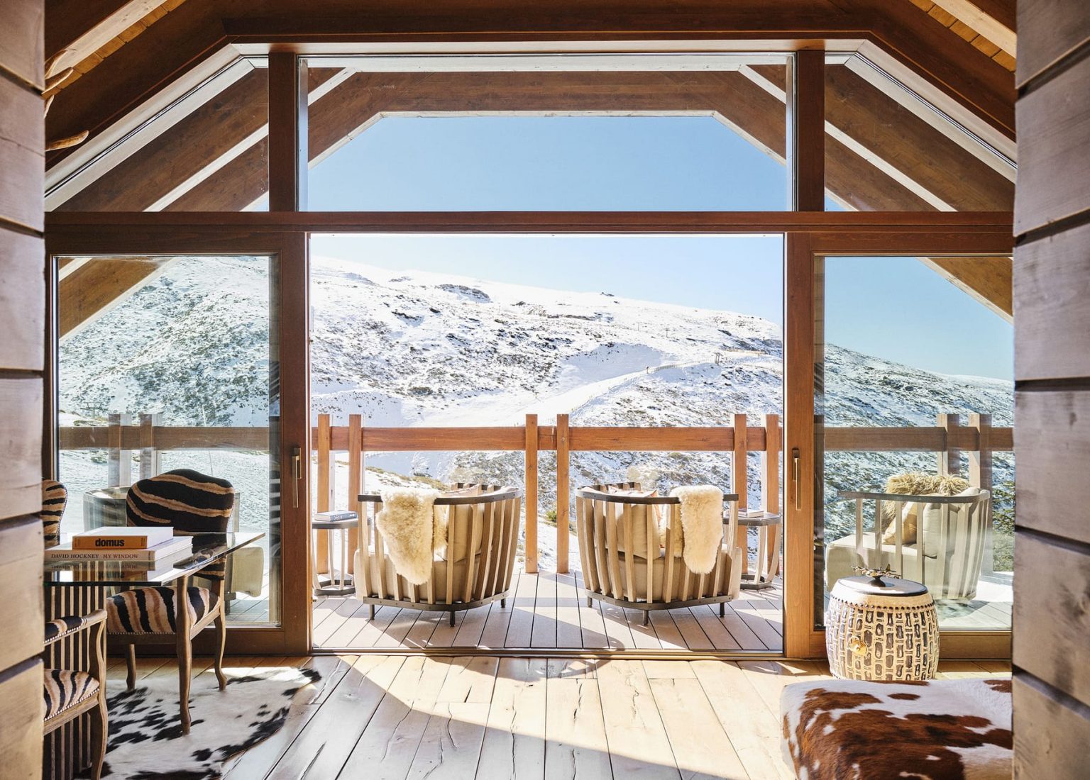 Sierra Hotel and Ski Resort – El Lodge